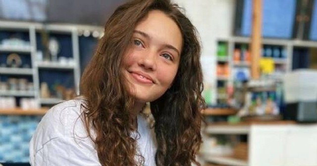 Claire Bridges, la modelo a la que le amputan las dos piernas por el ...