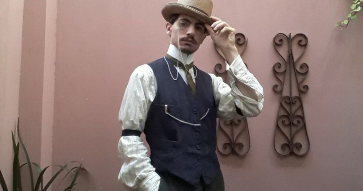 ¿Quién es el "Dandy Millennial" que pasea por Vicente López vestido ...